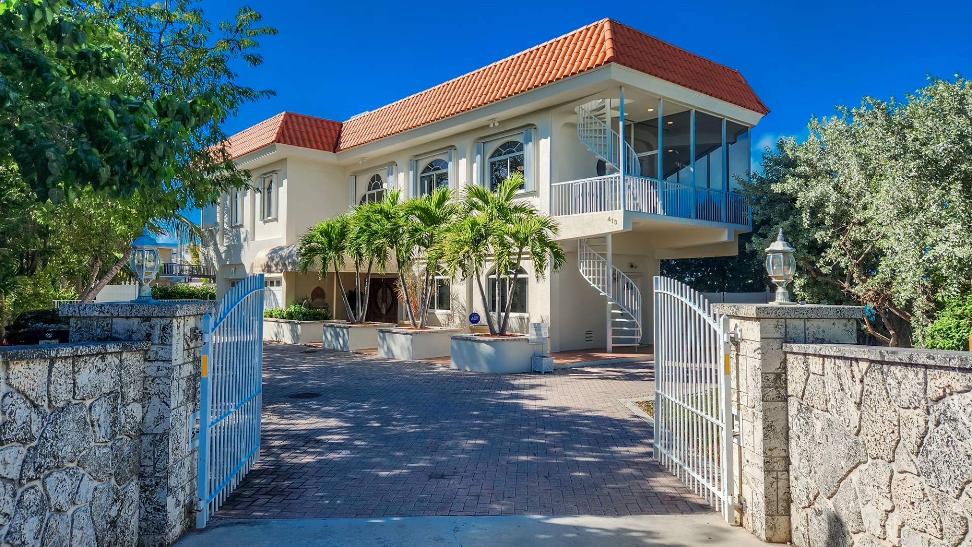 Vaca Cut Sunsets - Vacation Rentals of the Florida Keys